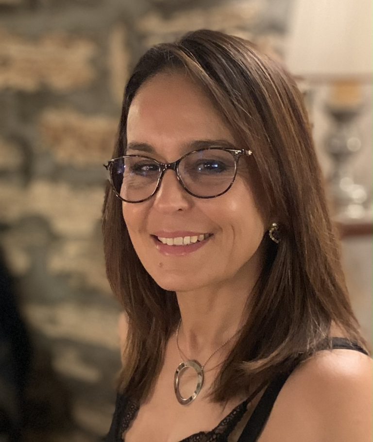 Biographie – Razika Adnani